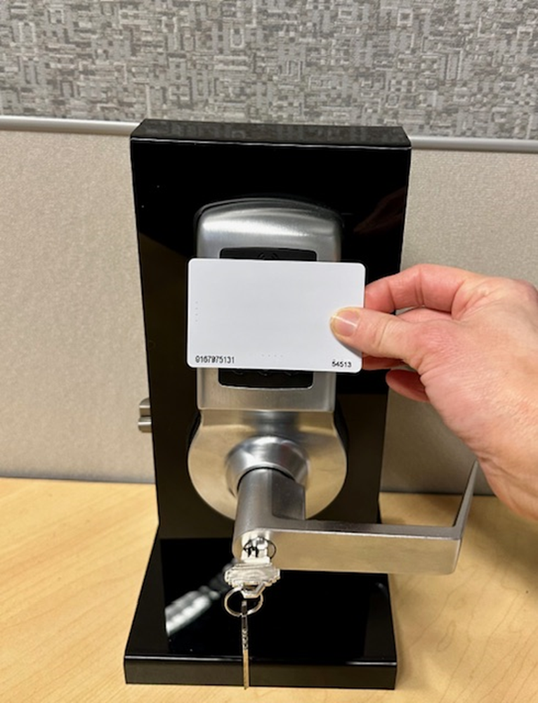 Tips on Card Scanning | Scanning Cards & Fobs – SimpleAccess